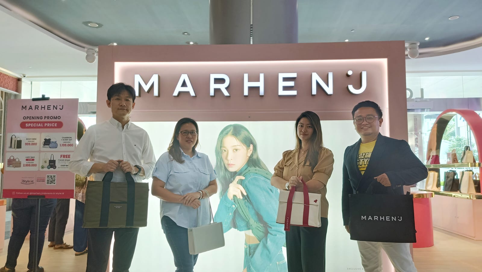 Tak Perlu Jauh Lagi Beli Tas Brand Marhen J Asal Korea, Sekarang Sudah ...