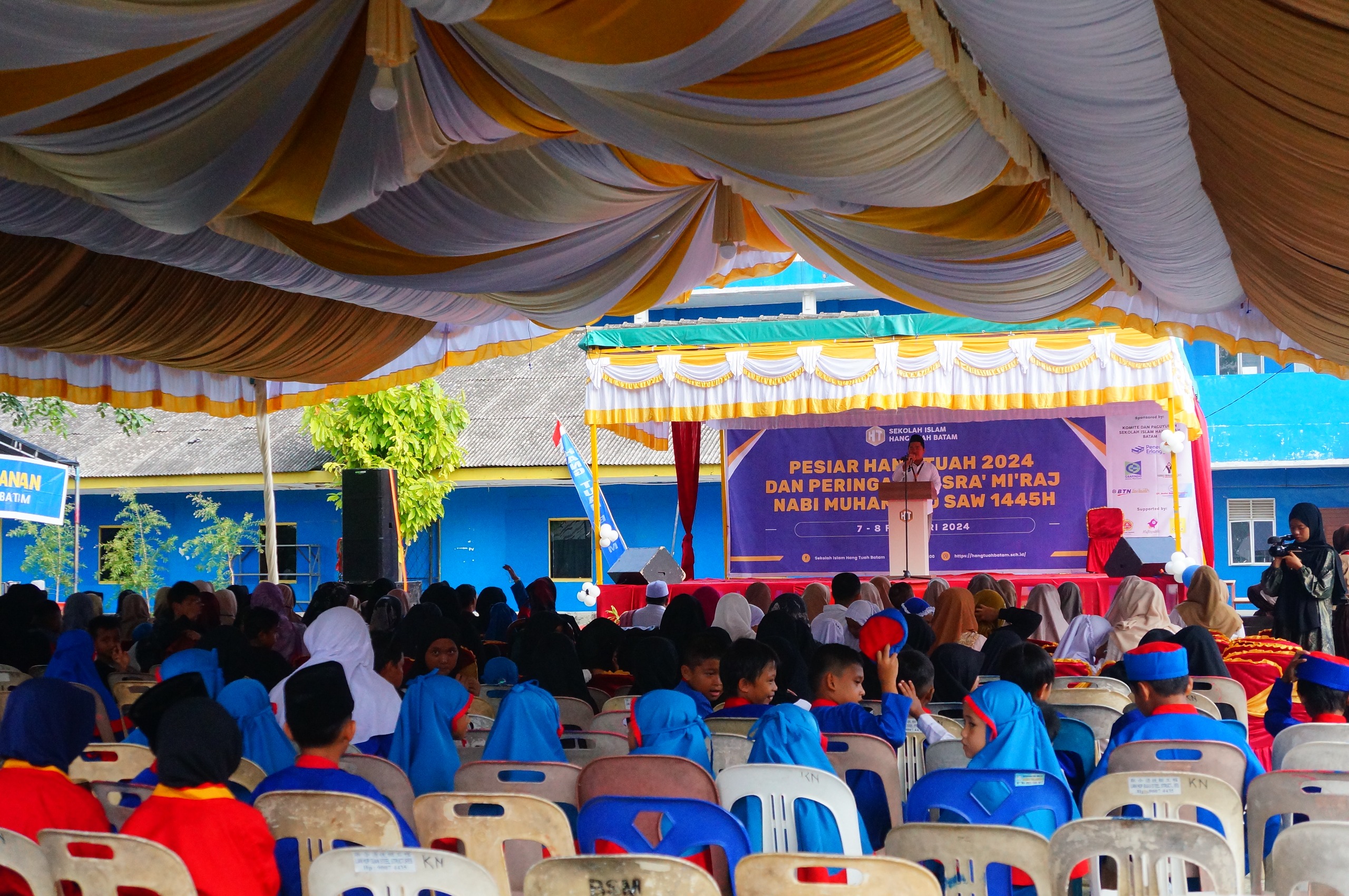 Sekolah Islam Hang Tuah Batam Peringati Isra Mi'raj 1445 H/2024 M ... Sekolah Islam Hang Tuah Batam Peringati Isra Mi'raj 1445 H/2024 M ...