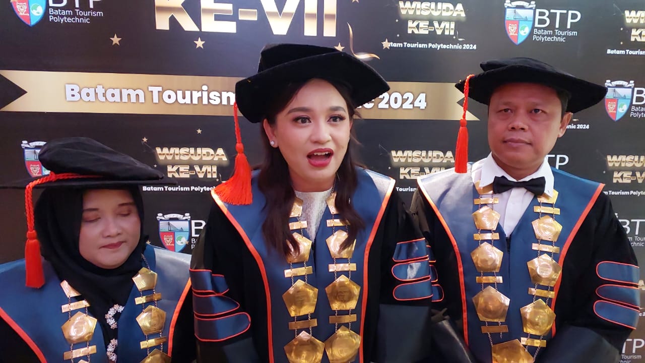 171 Mahasiswa BTP Diwisuda kan, Siska Amelia Sebut Wisudawan Sudah Ada di Belahan Dunia ...